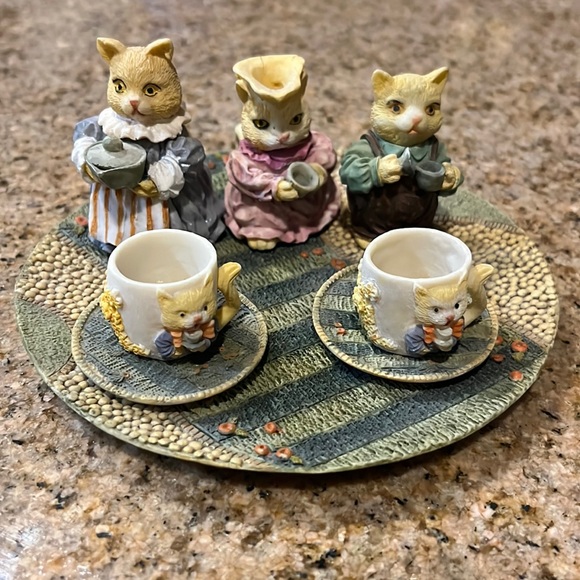 Other | Miniature Kitty Cat Tea Set 1 Pcs Collectible Vintage Resin ...